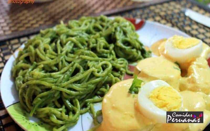 Tallarines Verdes con Papa a la Huancaina Receta - Comidasperuanas