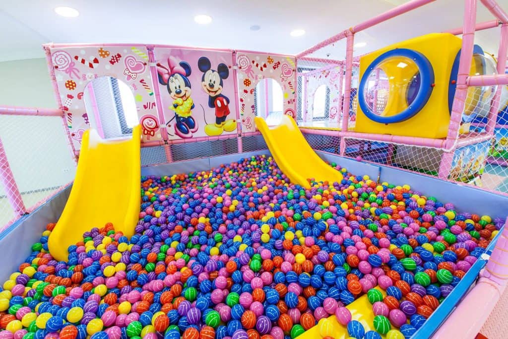 20 Locuri de Joacă Deosebite pentru Copii în Bucureşti | GOKID!