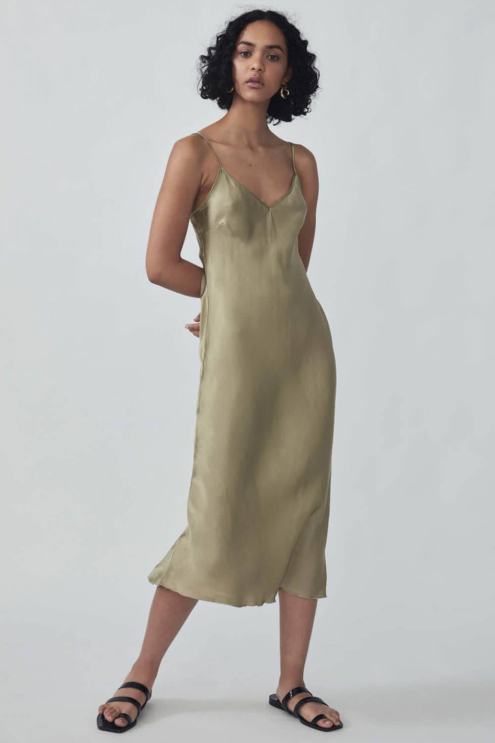 How To Do Grunge Fashion Sustainably - Eluxe Magazine