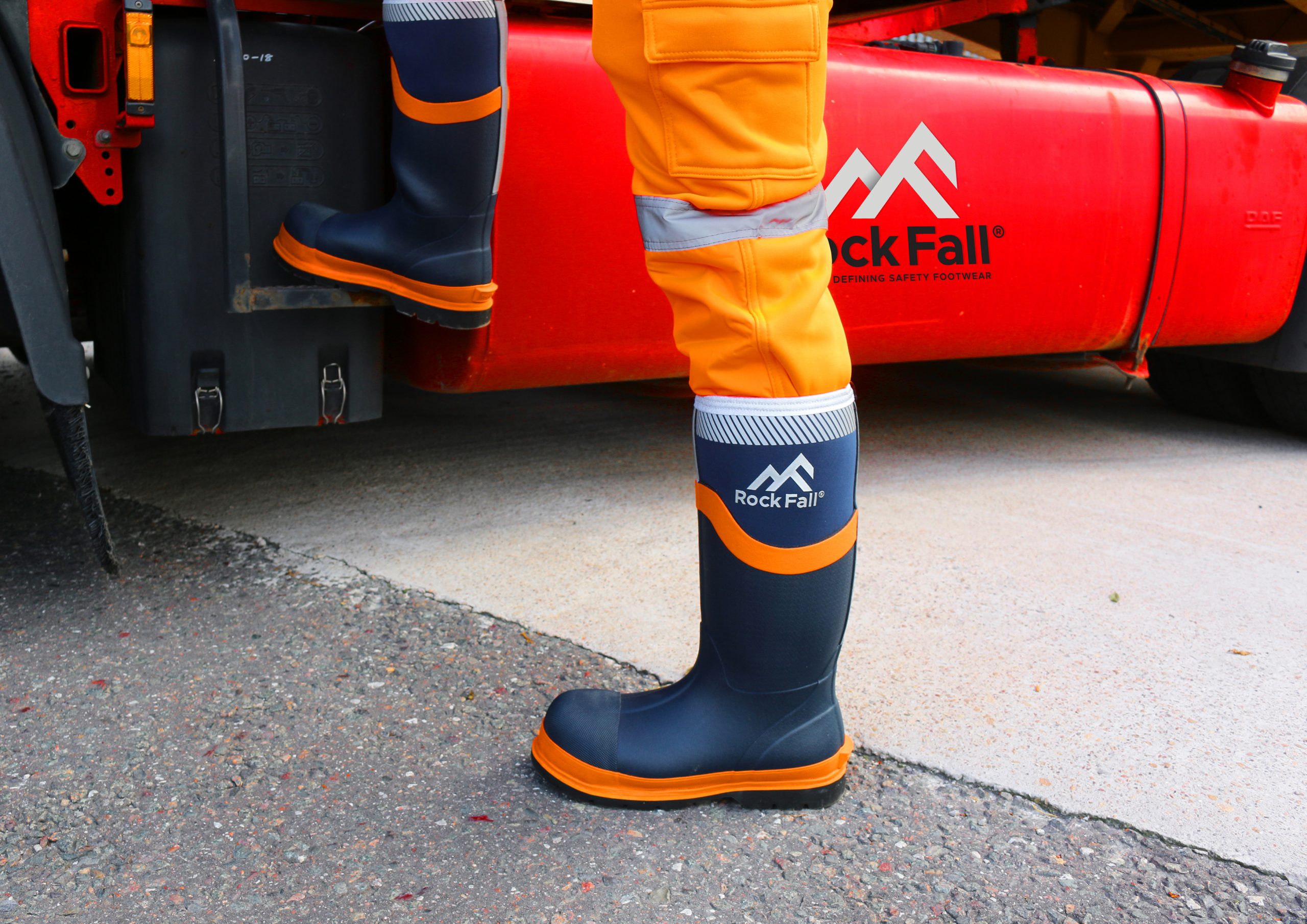 Rock Fall RF290 Silt Neoprene Safety Wellingtons | OAKEYS Safety Ltd