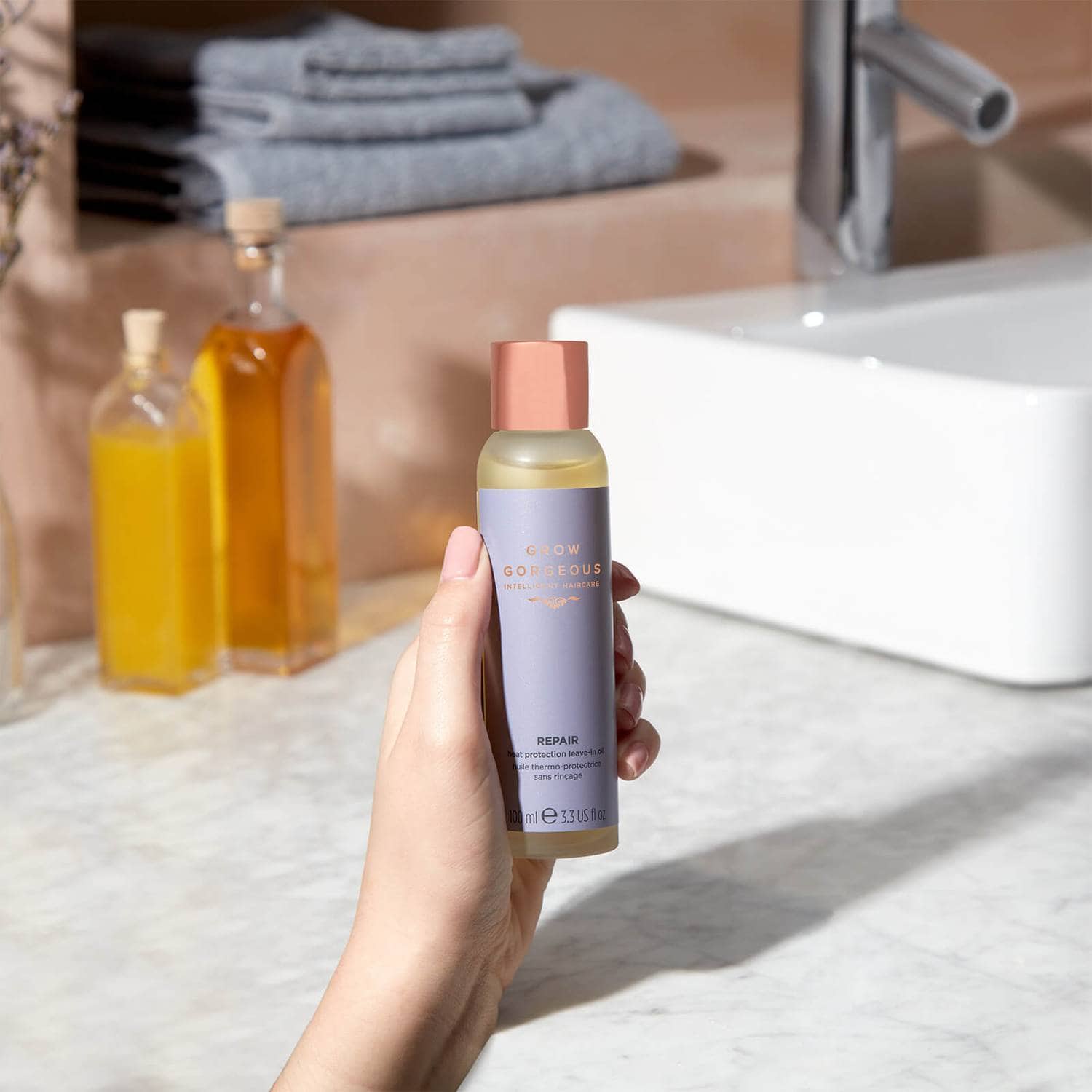 Why Your Hair Needs A Natural Heat Protector Spray - Eluxe Magazine